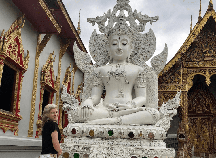 Sydney Barngrover - Office of Education Abroad